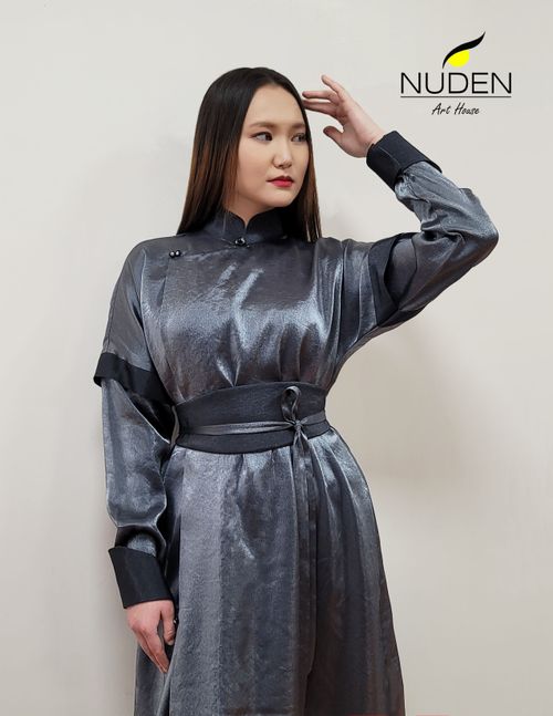 Дээл Nuden Art House