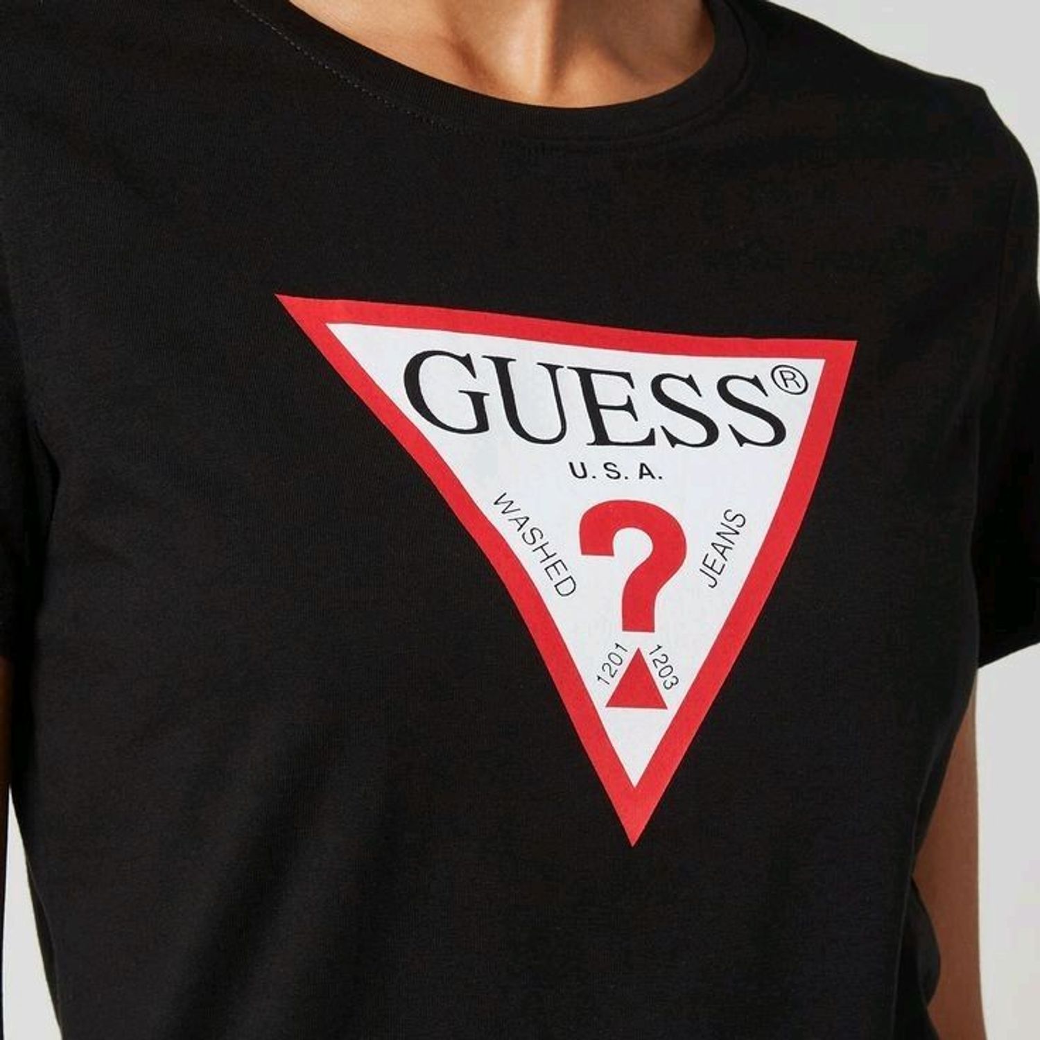 GUESS Бэлэн