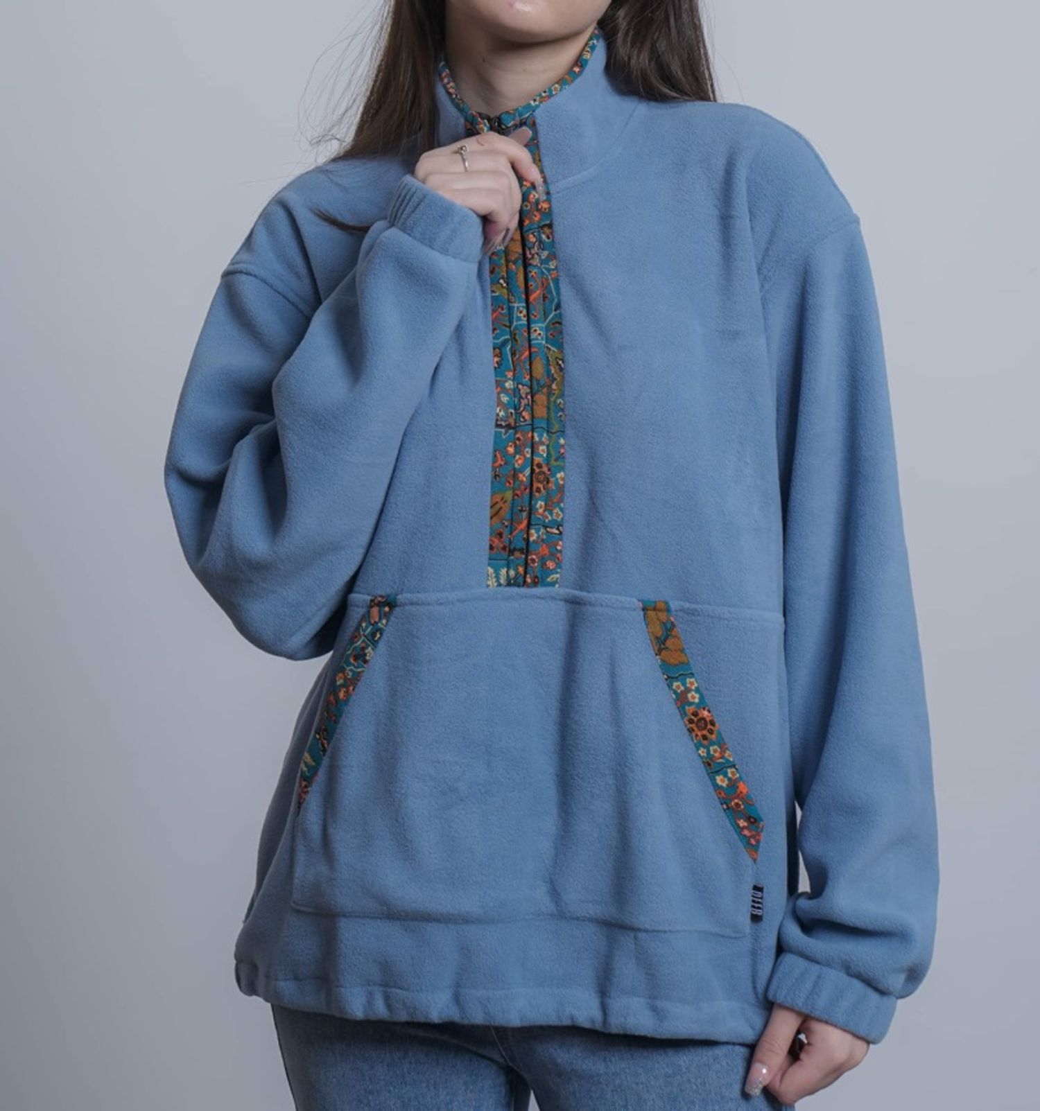 Хагас цахилгаантай цамц-unisex
